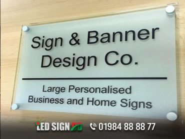 Name Plate Indoor & Outdoor Sign
